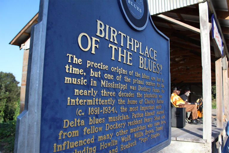 What is the Delta Blues Genre? – Bluescentric